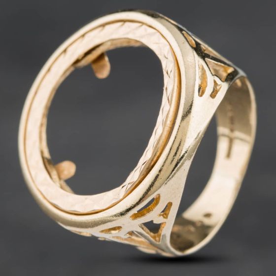 Second Hand 9ct Yellow Gold Sovereign Mount Ring - thbaker.co.uk