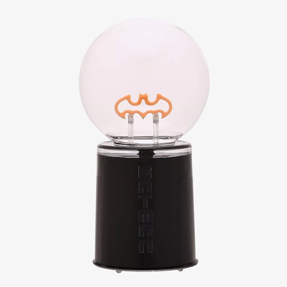 Warner Bros Batman Gumball Style Led Light - thbaker.co.uk