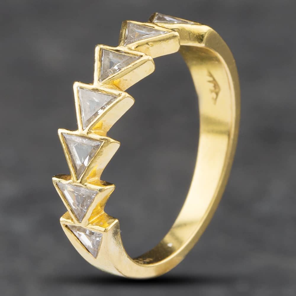 Second Hand 18ct Yellow Gold Diamond Triangular Seven Stone Ring ...