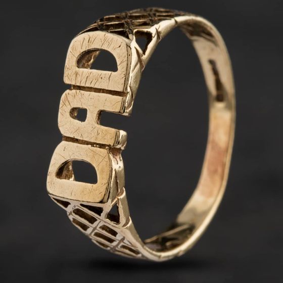 Second Hand 9ct Yellow Gold Dad Signet Ring 4115071 | T.H. Baker Family ...