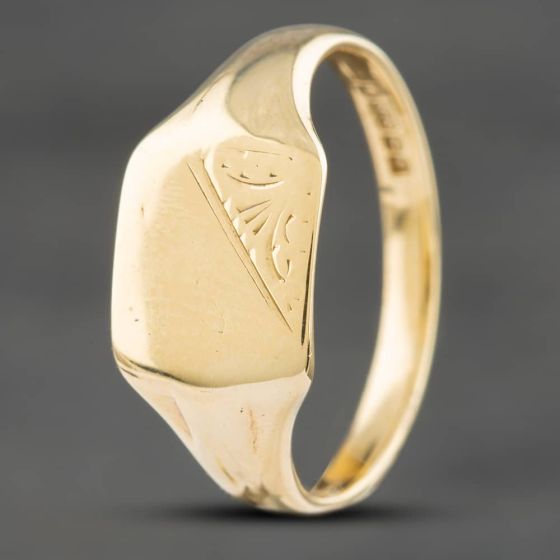 Second Hand 9ct Yellow Gold Signet Ring 41299166 - thbaker.co.uk