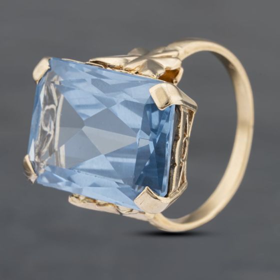 Second Hand Vintage Yellow Gold Synthetic Blue Spinel Rectangular Dress ...