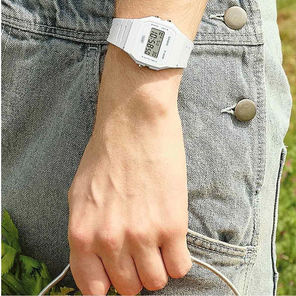 Casio F-91WB-7AEF Vintage White Dual Display Digital Watch - thbaker.co.uk