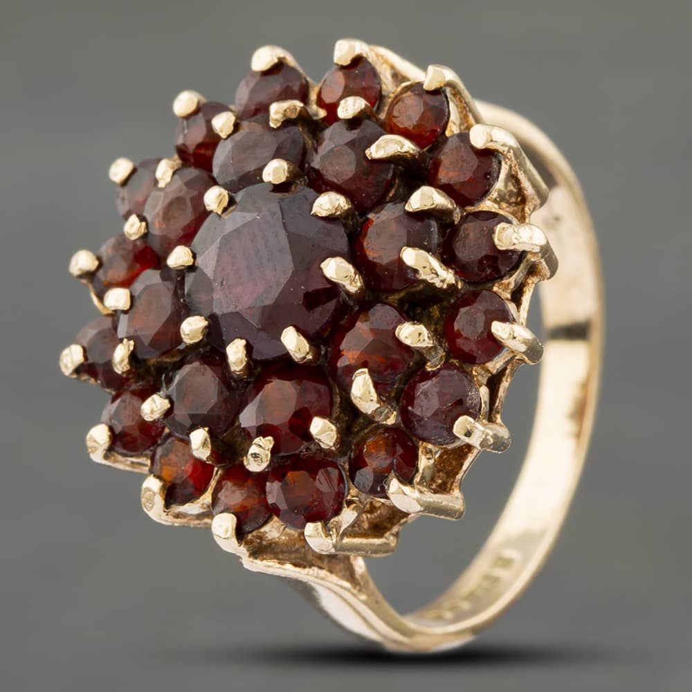 Second Hand Vintage 9ct Yellow Gold Garnet Cluster Ring 41102197 - thbaker.co.uk