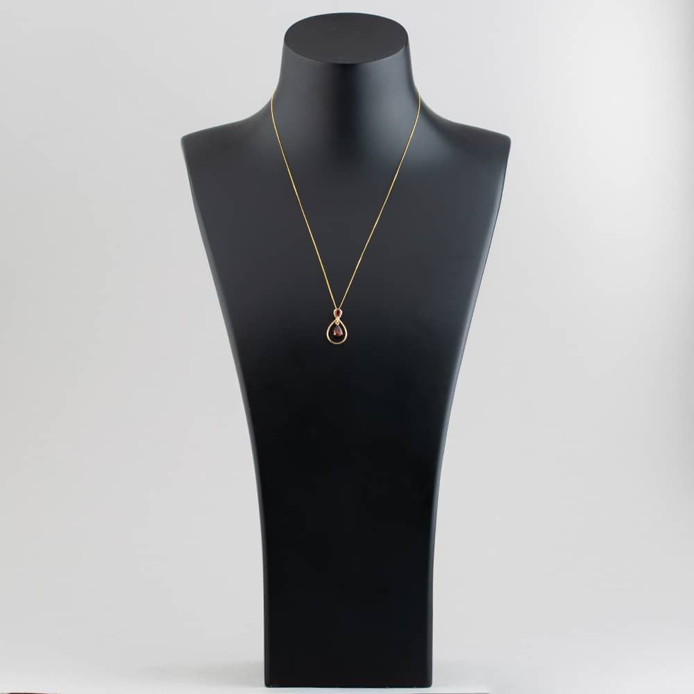 Second Hand 9ct Yellow Gold Pear Shaped Garnet Pendant & 18 Inch Curb ...