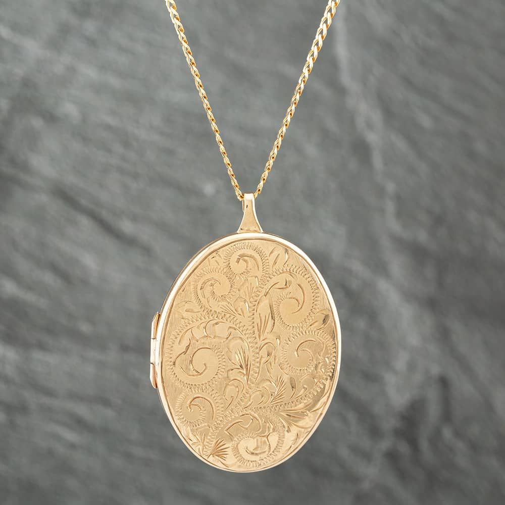 Second Hand Vintage 9ct Yellow Gold Large Oval Hand Engraved Locket ...