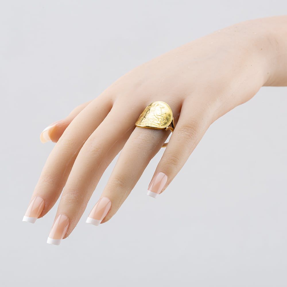 Second Hand Vintage Yellow Gold 1918 Full Sovereign Curved Coin Ring ...