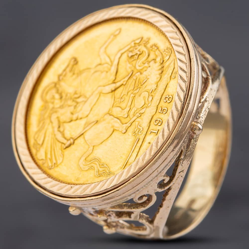 Second Hand 9ct Gold 1958 Full Sovereign Coin Ring - thbaker.co.uk