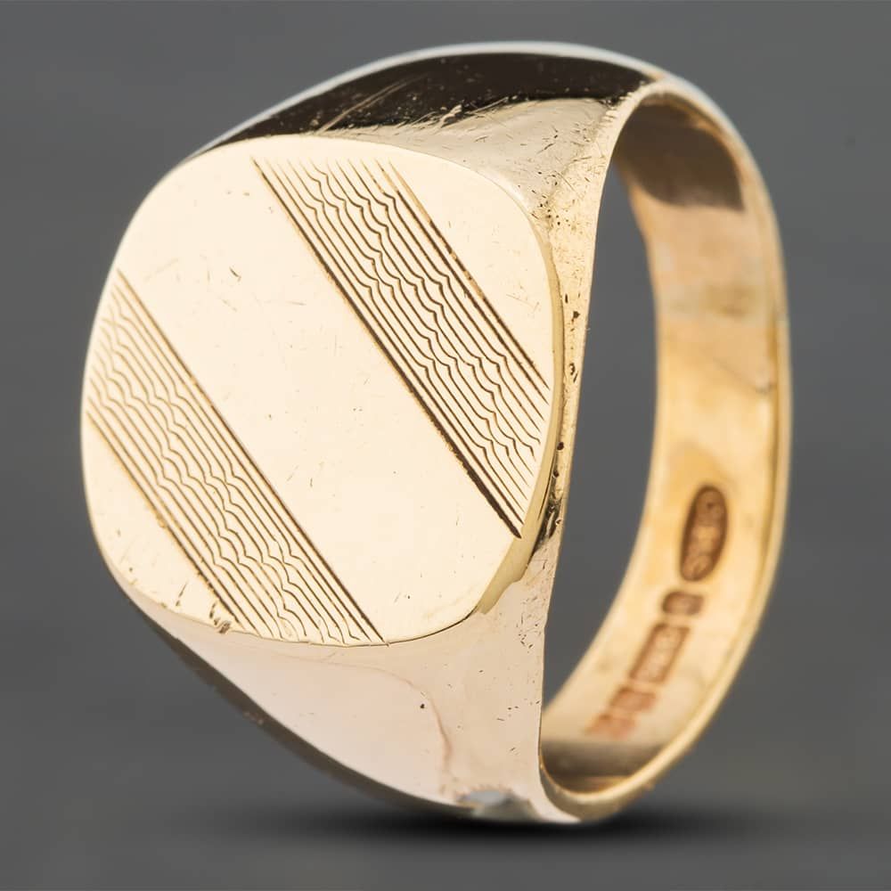 Second Hand Vintage 9ct Yellow Gold Half Engraved Zig Zag Signet Ring ...