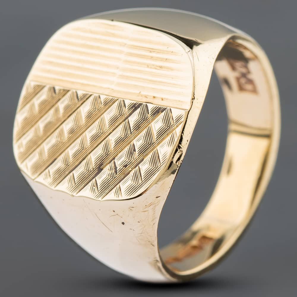 Second Hand 9ct Yellow Gold Patterned Heavy Signet Ring 41341479 ...