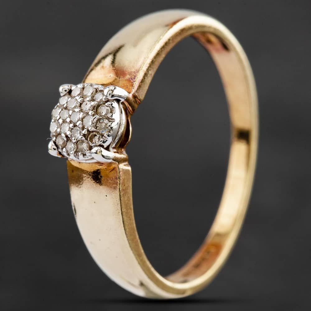 Second Hand 9ct Gold Brilliant Cut Diamond Cluster Ring - thbaker.co.uk
