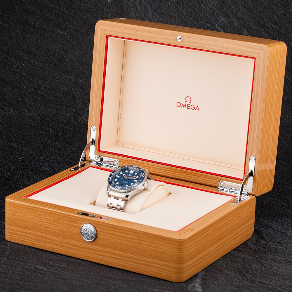 Second Hand OMEGA Seamaster Co Axial Watch 21030422 - Est. 1888 ...